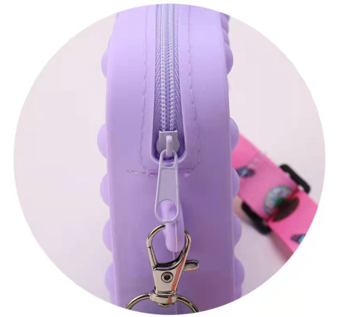 New silicone push crossbody fidget bag | Pop It Fidget Toy Wholesale